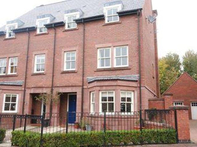 5 Bedrooms Semi detached house for sale in Bretland Drive, Grappenhall, Warrington WA4