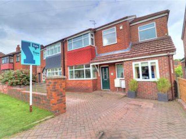 5 Bedrooms Semi detached house for sale in Douglas Road, Worsley, Manchester M28