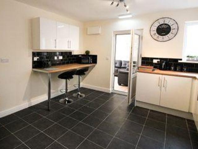 5 Bedrooms Semi detached house for sale in Doncaster Lane, Woodlands, Doncaster DN6
