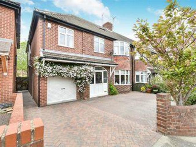 5 Bedrooms Semi detached house for sale in Dringthorpe Road, Dringhouses, York YO24