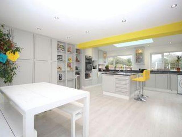 5 Bedrooms Semi detached house for sale in Dudsbury Road, Sidcup DA14