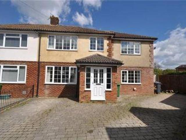 5 Bedrooms Semi detached house for sale in Kathleen Close, Basingstoke, Hampshire RG21