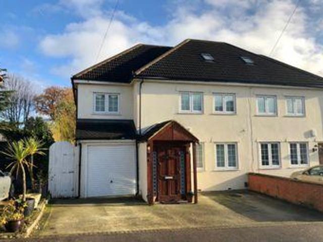 5 Bedrooms Semi detached house for sale in Kenilworth Avenue, Romford RM3