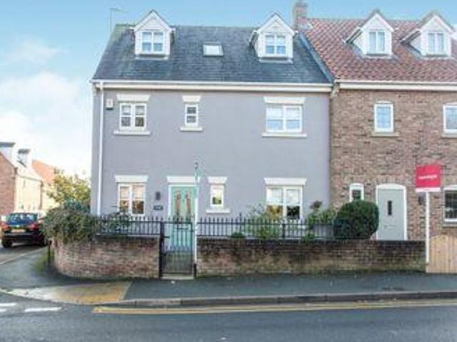 5 Bedrooms Semi detached house for sale in Kirkgate, Sherburn In Elmet, Leeds LS25