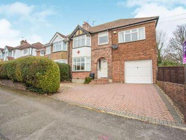 5 Bedrooms Semi detached house for sale in Honeycroft Hill, Uxbridge UB10