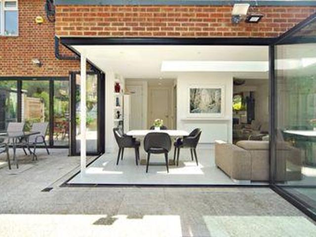 5 Bedrooms Semi detached house for sale in Hartham Close, Hillmarton Conservation Area, London N7