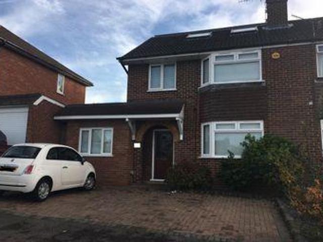 5 Bedrooms Semi detached house for sale in High Wycombe, Buckinghamshire HP12