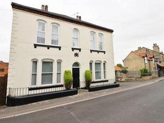 5 Bedrooms Semi detached house for sale in High Street, South Anston, Sheffield S25