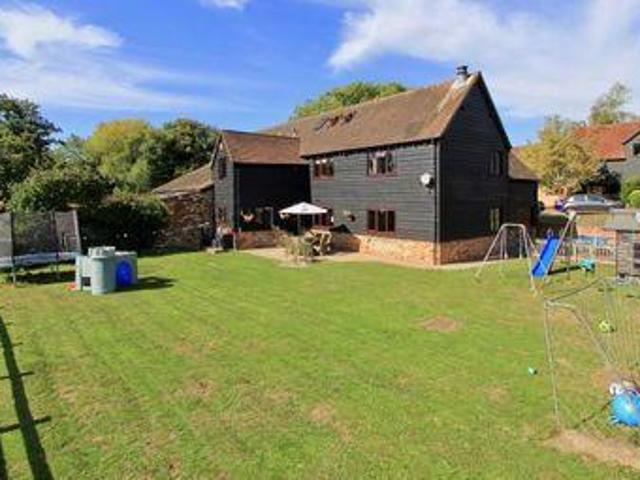 5 Bedrooms Semi detached house for sale in Latimer Road, Chesham HP5