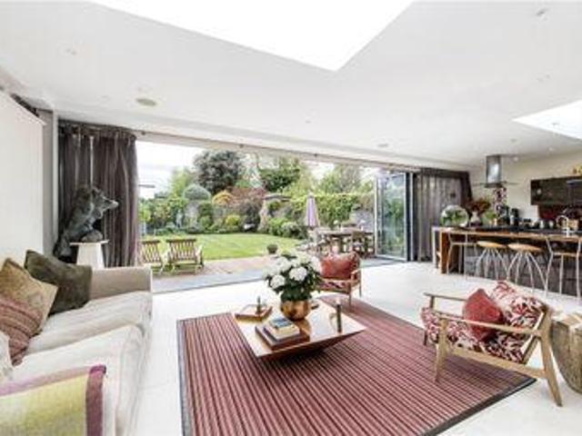 5 Bedrooms Semi detached house for sale in Lyford Road, London SW18