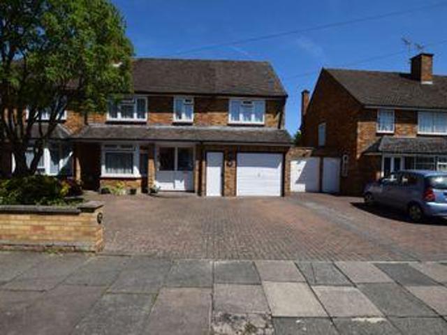 5 Bedrooms Semi detached house for sale in Mallard Way, Watford WD25