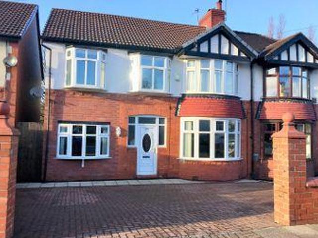 5 Bedrooms Semi detached house for sale in Manchester New Road, Middleton, Manchester M24