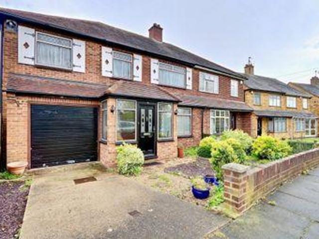 5 Bedrooms Semi detached house for sale in Meadow View Road, Hayes UB4