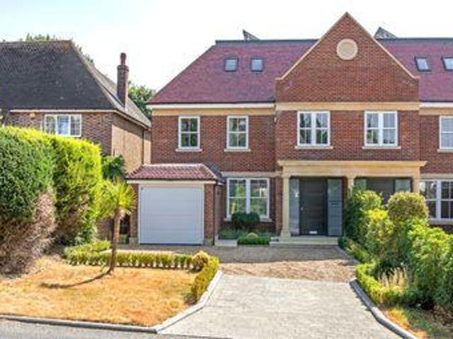 5 Bedrooms Semi detached house for sale in Mymms Drive, Brookmans Park, Hatfield AL9