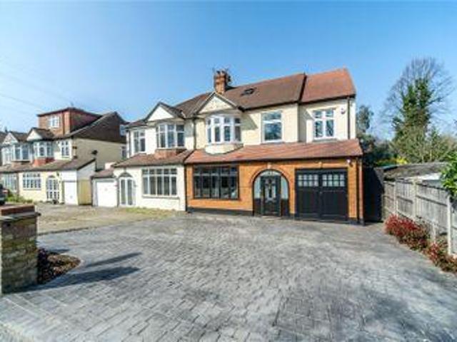 5 Bedrooms Semi detached house for sale in North Cray Road, Bexley, Kent DA5