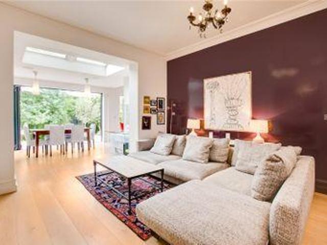 5 Bedrooms Semi detached house for sale in Shaa Road, London W3