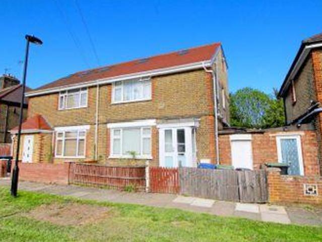 5 Bedrooms Semi detached house for sale in Sweet Briar Green, Edmonton N9