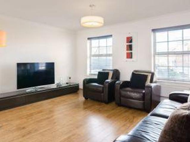 5 Bedrooms Semi detached house for sale in Princess Drive, York YO26
