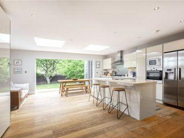 5 Bedrooms Semi detached house for sale in Robin Hood Lane, London SW15