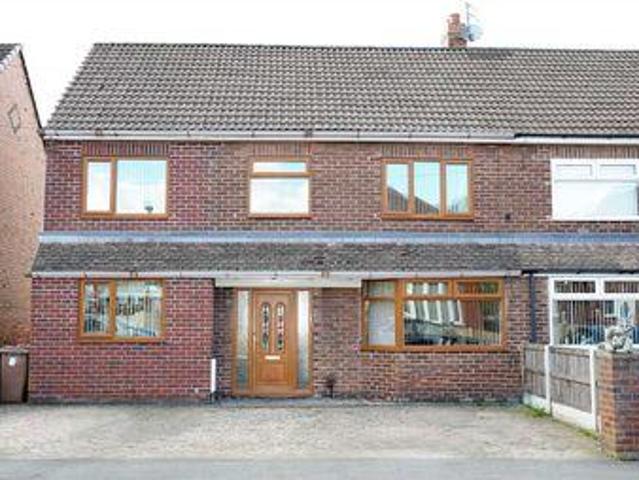 5 Bedrooms Semi detached house for sale in Rose Avenue, Irlam, Manchester M44