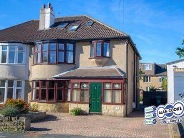 5 Bedrooms Semi detached house for sale in Woodbourne Avenue, Leeds LS17
