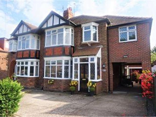 5 Bedrooms Semi detached house for sale in Westland Road, Kirkella HU10