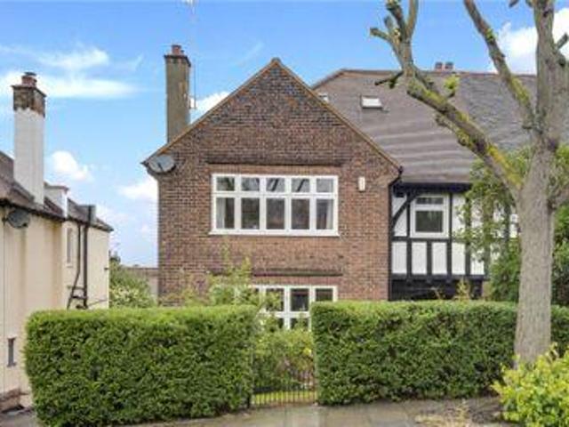 5 Bedrooms Semi detached house for sale in Vallance Road, Alexandra Park, London N22