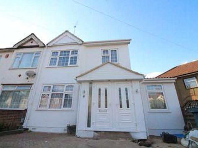 5 Bedrooms Semi detached house for sale in View Close, Harrow HA1