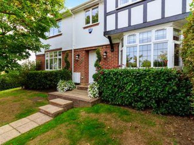 5 Bedrooms Semi detached house for sale in York Road, Barnet EN5