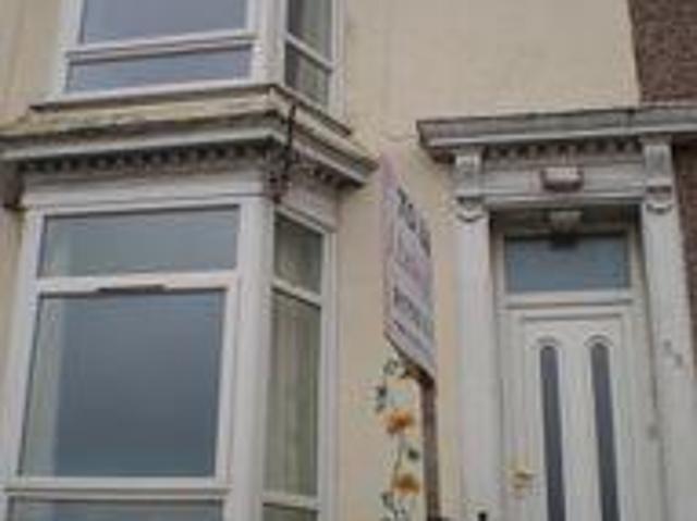 5 Bedrooms Terraced house for rent in Malvern Terrace, Brynmill, Swansea SA2
