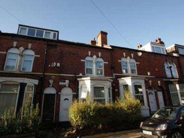 5 Bedrooms Terraced house for rent in Norwood Road, Hyde Park, Leeds LS6