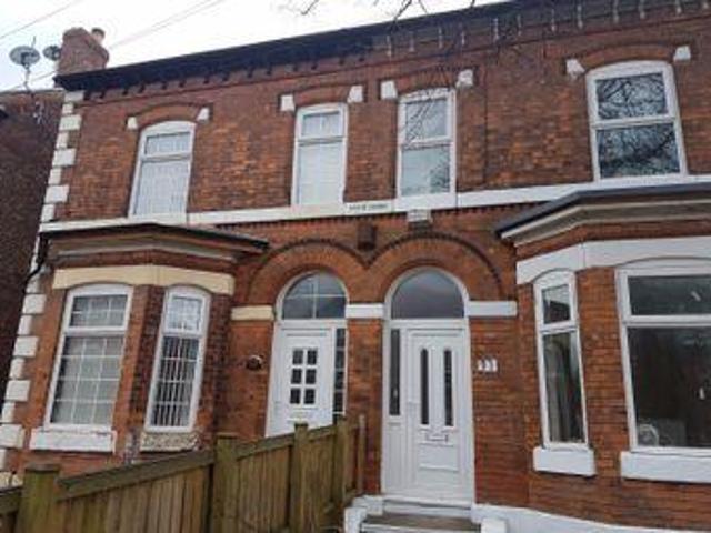 5 Bedrooms Terraced house for rent in Osborne Road, Manchester, Greater Manchester M19