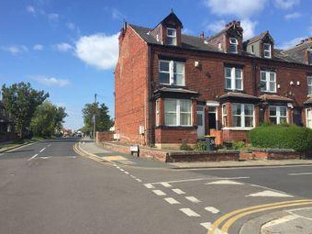5 Bedrooms Terraced house for rent in Ash Road, Leeds LS6