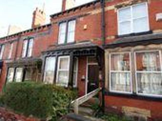 5 Bedrooms Terraced house for rent in Burchett Grove, Woodhouse, Leeds LS6
