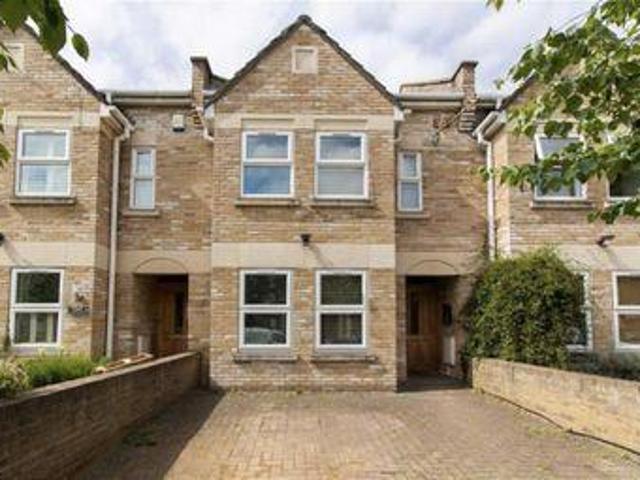 5 Bedrooms Terraced house for rent in Bollo Bridge Road, Acton W3