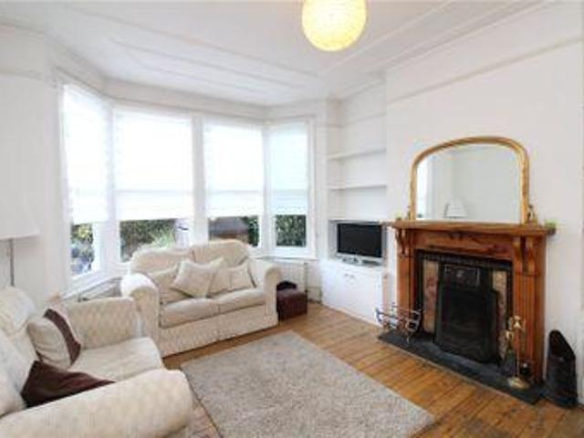 5 Bedrooms Terraced house for rent in Clifton Road, Finchley Central, London N3