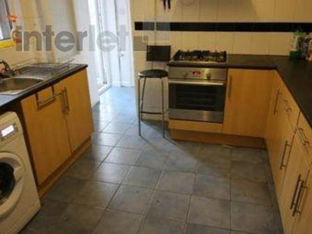 5 Bedrooms Terraced house for rent in Cranbrook Street, Cathays, Cardiff CF24