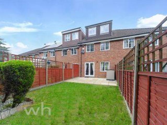 5 Bedrooms Terraced house for rent in Dudrich Close, Friern Barnet N11