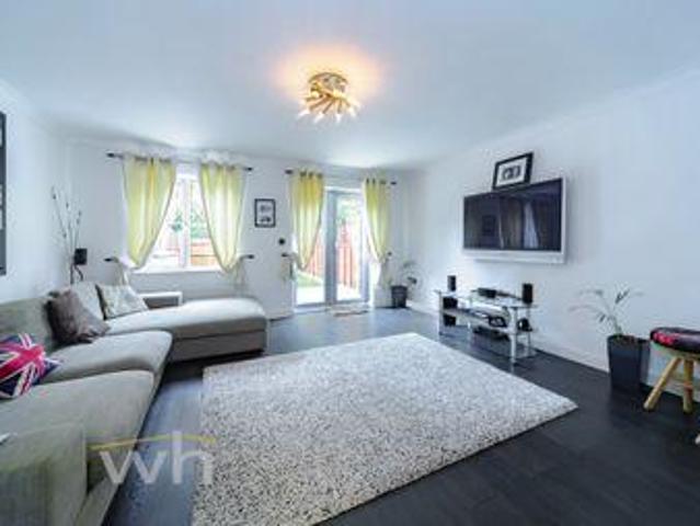 5 Bedrooms Terraced house for rent in Dudrich Close, Friern Barnet N11