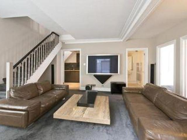 5 Bedrooms Terraced house for rent in Dilke Street, Chelsea SW3