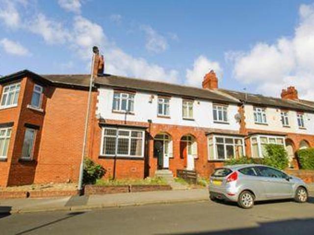 5 Bedrooms Terraced house for rent in Estcourt Avenue, Leeds LS6