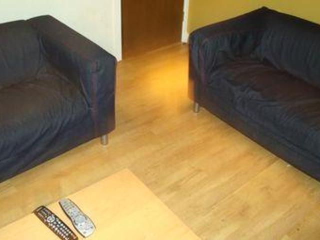 5 Bedrooms Terraced house for rent in Estcourt Terrace, Leeds, Headingley LS6