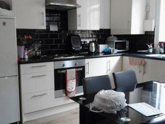 5 Bedrooms Terraced house for rent in Glossop Street, Leeds LS6