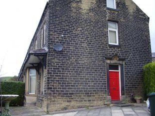 5 Bedrooms Terraced house for rent in Hollins Bank, Sowerby Bridge HX6