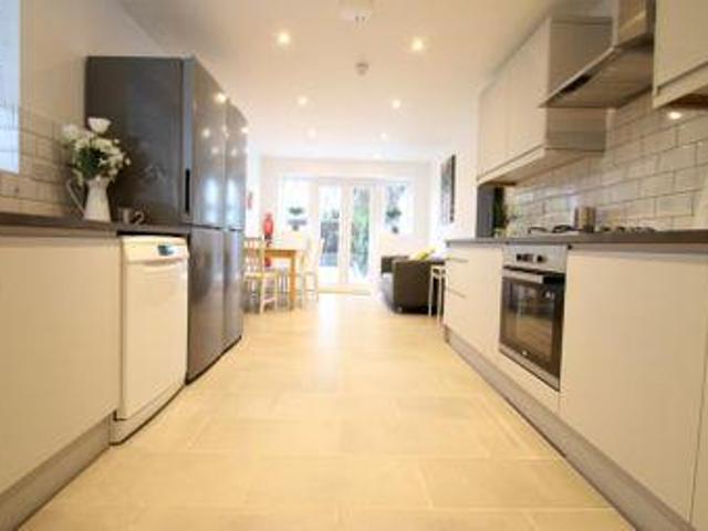 5 Bedrooms Terraced house for rent in Howson Road, London SE4