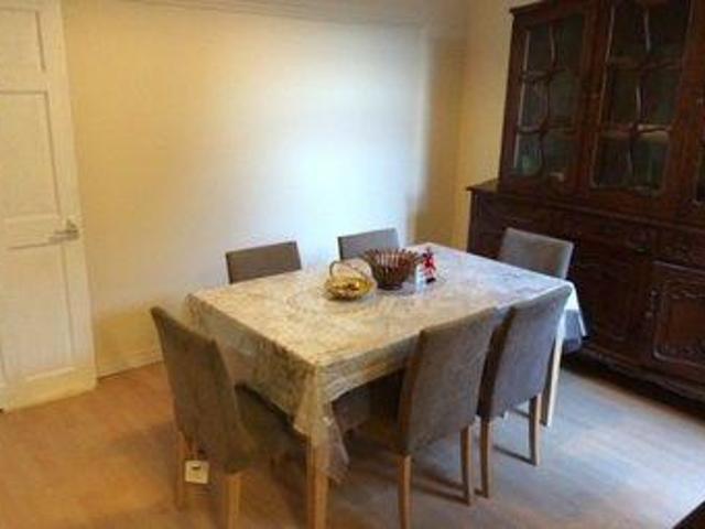 5 Bedrooms Terraced house for rent in Kingston Road, Ilford, Essex IG1