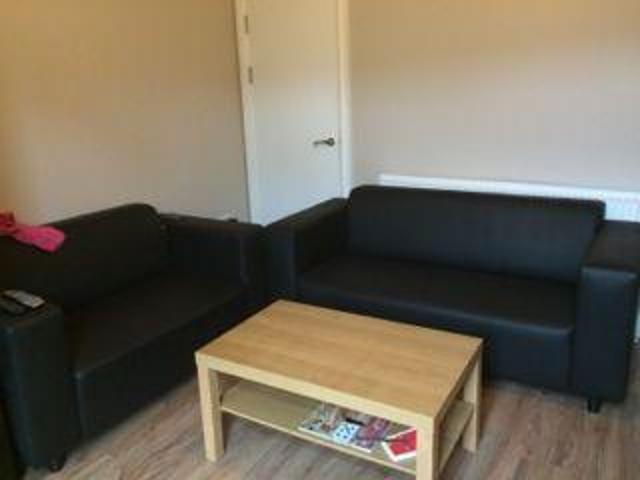 5 Bedrooms Terraced house for rent in Langdon Street, Sheffield S11