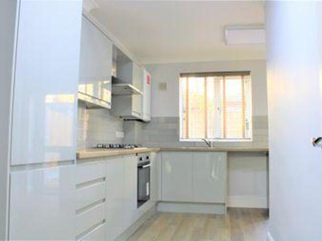 5 Bedrooms Terraced house for rent in Paget Road, Ilford IG1