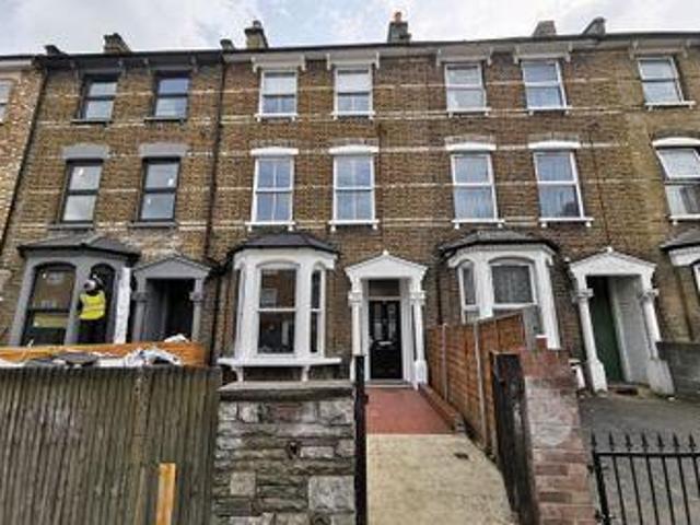 5 Bedrooms Terraced house for rent in Rock Street, London N4