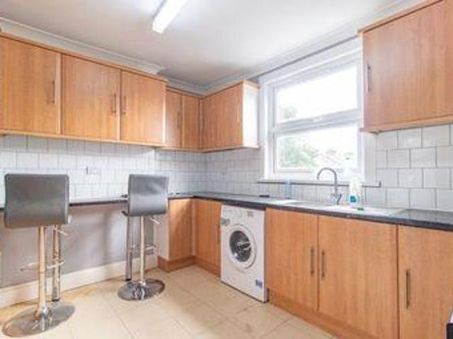 5 Bedrooms Terraced house for rent in Romford Rd, Stratforf E15